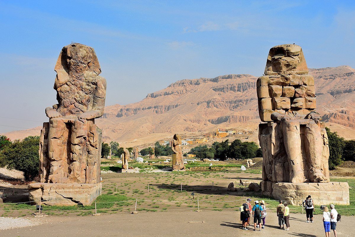 LOS COLOSOS DE MEMNON | explore-egypt-tours